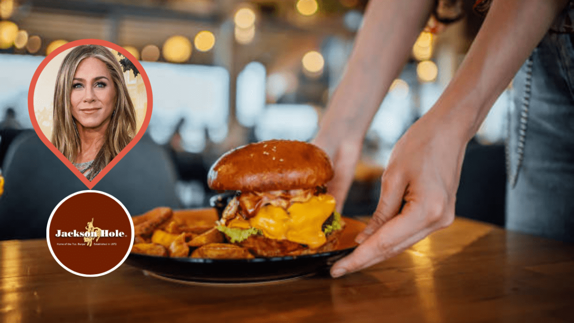 12 Hollywood Celebs That Worked in Fast Food