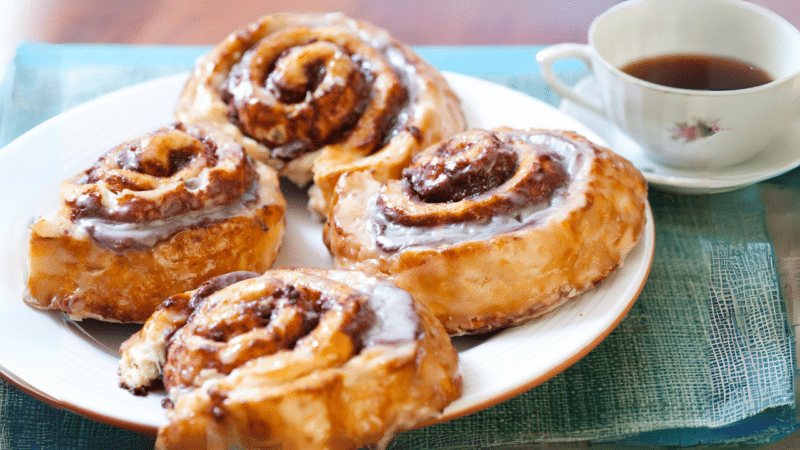 The #1 Delicious Cinnabon Cinnamon Rolls Recipe