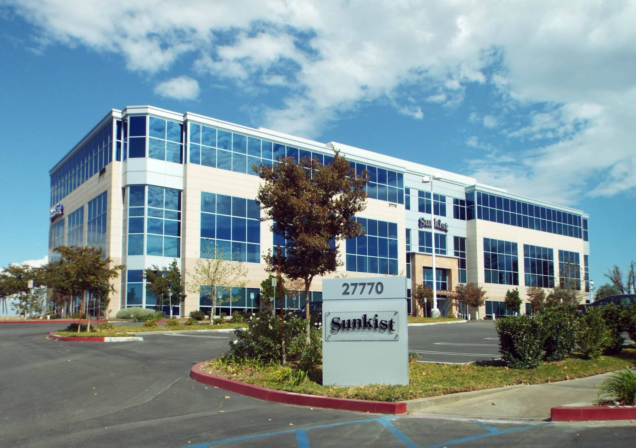 Sunkist Has a New Delicious Frozen Treat Just in Time for Summer!