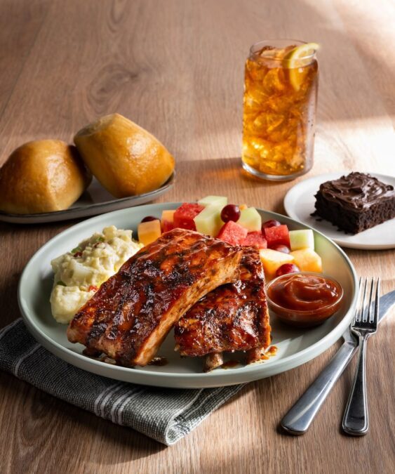 Savor These Unlimited Fan-Favorite Dishes at Golden Corral’s Summer Feast
