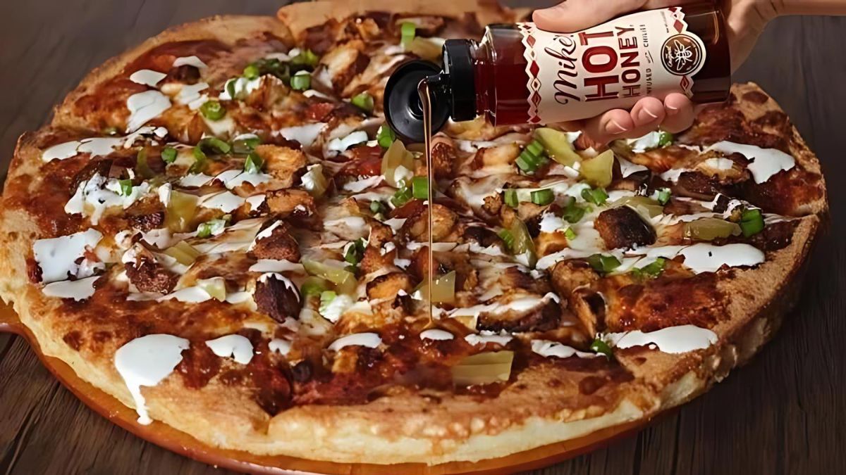 California Pizza Kitchen and Mike’s Hot Honey Unveil Swicy New Pizza Flavor