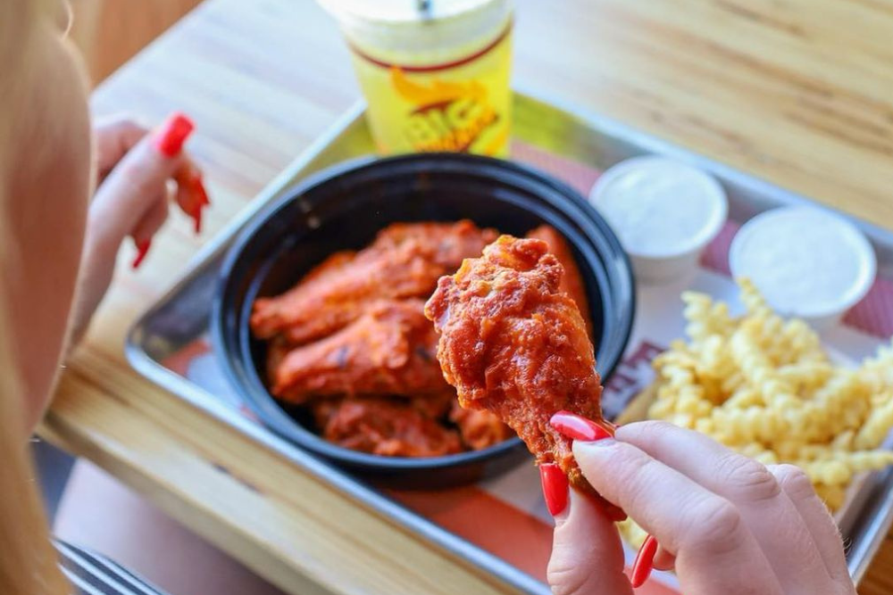 The 10 Super Bowl Fast Food Steals To Grab On Game Day