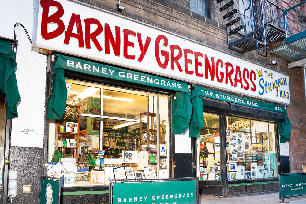 Must-Try: Anthony Bourdain's Top 10 Favorite Restaurants in the USA