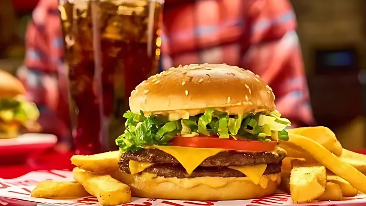 Fast Food Deals You Can’t Miss from Little Caesars, Subway and More