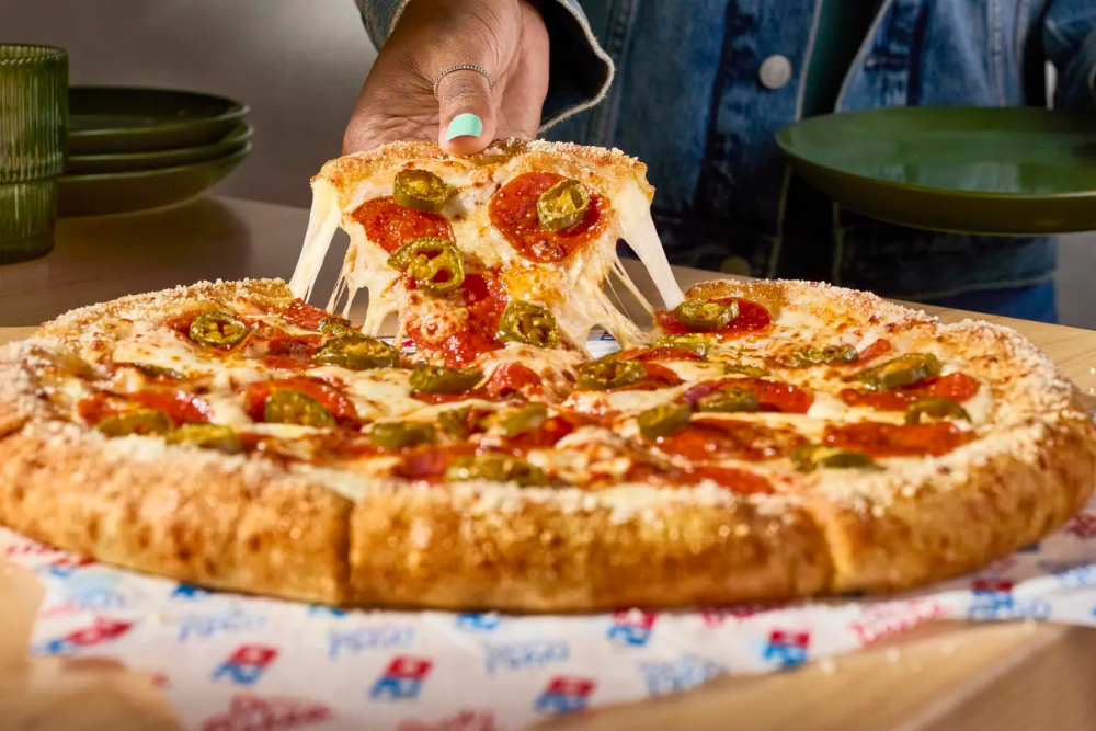 Top Chefs Reveal Their 10 Favorite Fast Food Pizzas