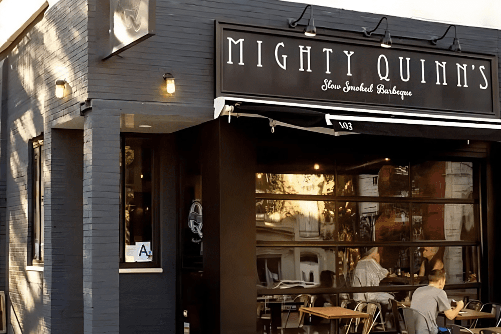 Bobby Flay’s 10 Go-To NYC Restaurants That Are Worth the Hype